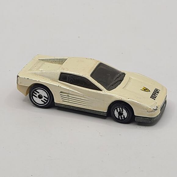 Hot Wheels | Toys | Hot Wheels Ferrari Testarossa White Die Cast Car 64 ...